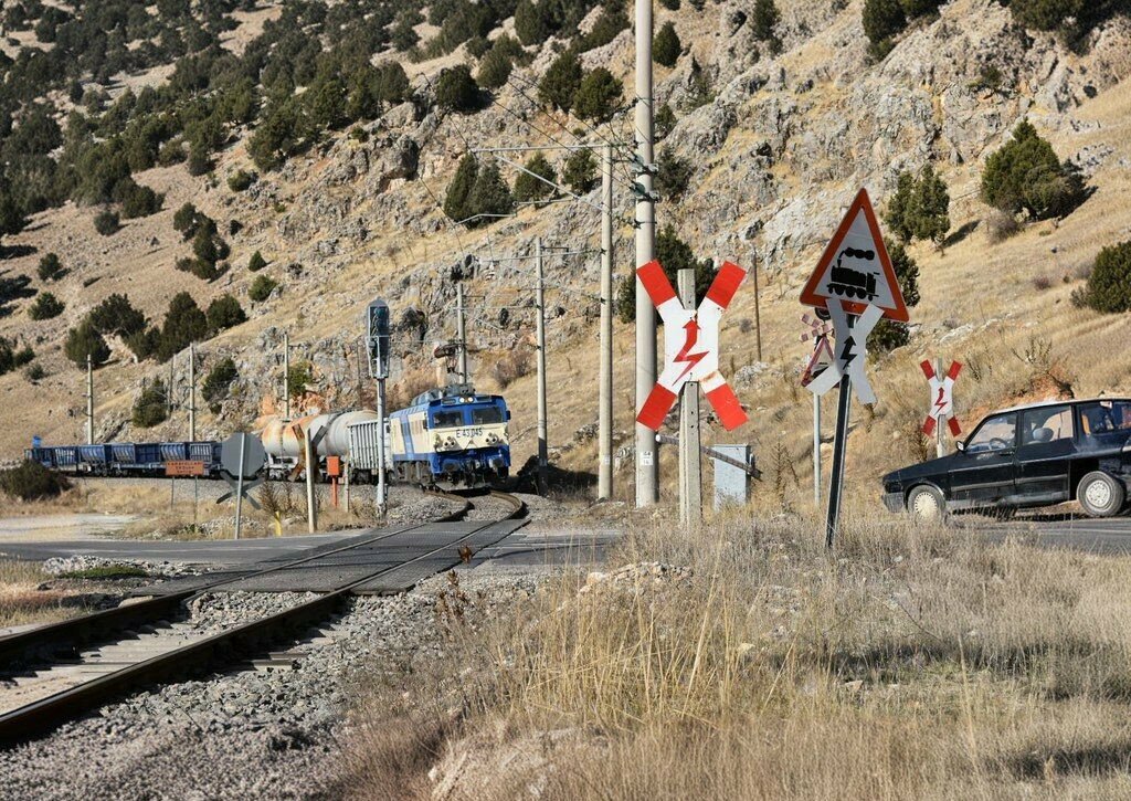 Kargo firmaları Kapıdere Tren İstasyonu, Doğanşehir, foto
