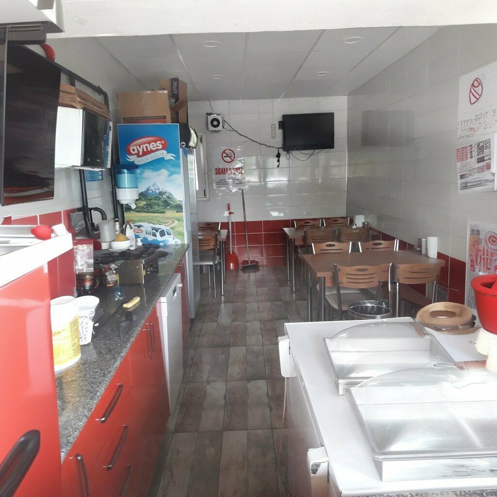 Restoran Dönercim Sebzeli Döner, İstanbul, foto