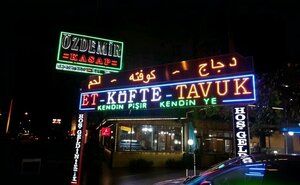 Özdemir (Trabzon, Devlet Karayolu Cad.), restoran  Yomra'dan