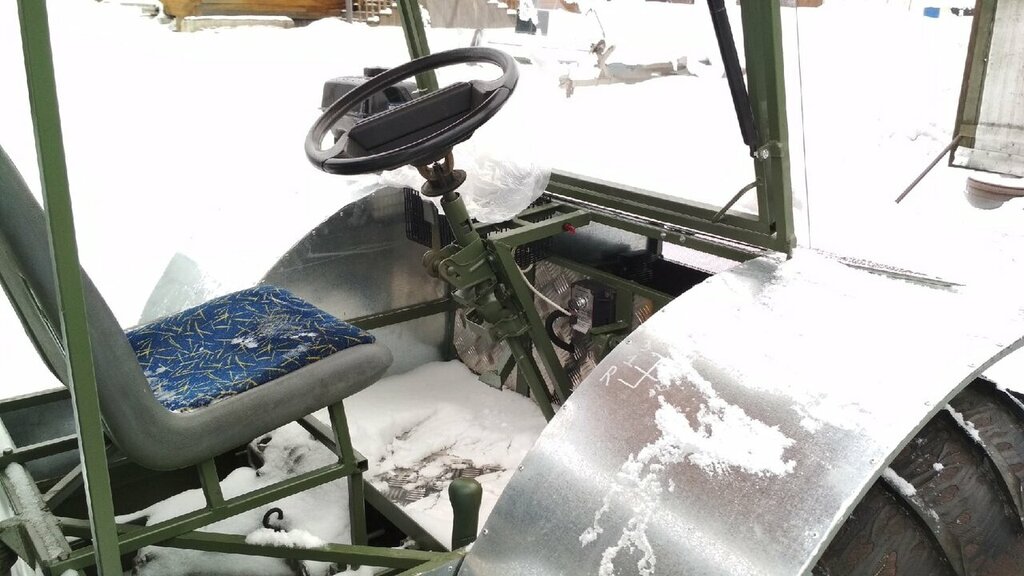 Arazi taşıtları, su araçları, kar araçları Predpriyatiye SpecDisk, Arhangelskaya oblastı, foto
