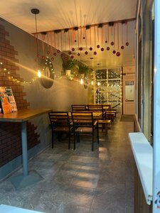 Albatros (Engelsa Street No:51), kafe  Yuhnov'dan