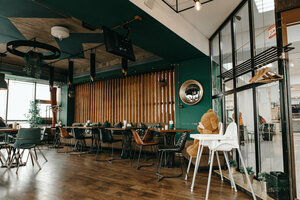 Рыбаlove (ulitsa Tuvinskikh Dobrovoltsev No:24), kafe  Kızıl'dan