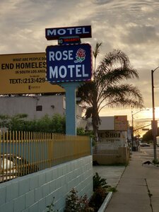 Rose Motel (California, County of Los Angeles, Compton, Rosecrans Avenue), otel  Compton'dan