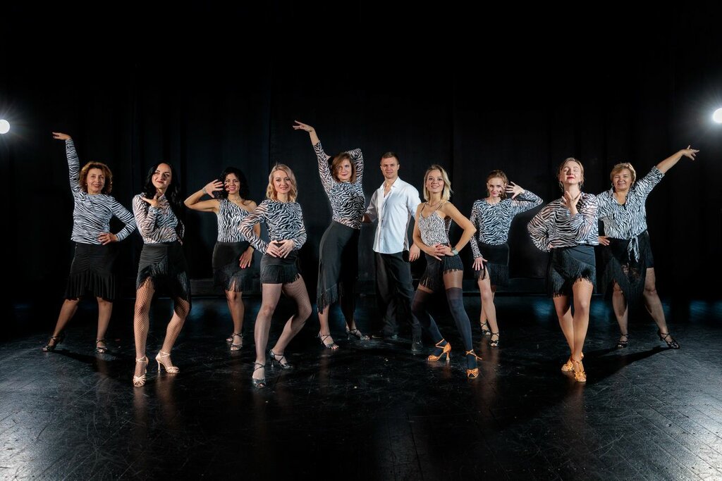 Dans okulları Alex Body Style, Novosibirsk, foto