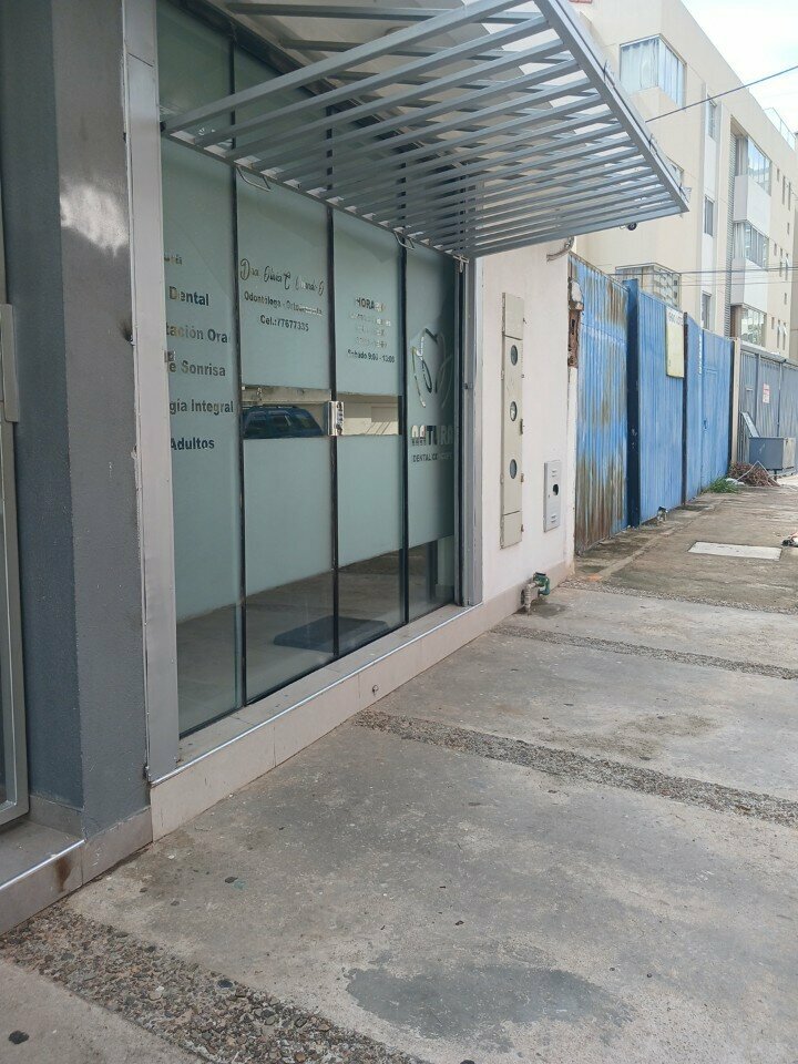 Özel ağız ve diş sağlığı klinikleri ve muayenehaneleri Odontologa Ortodoncista, Santa‑Krus, foto