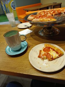 Joy's Pizza (Saint Petersburg, Dimitrova Street, 3к1), pizzeria  Saint‑Petersburg'dan