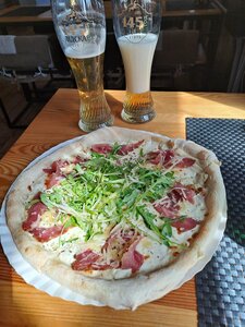 Pizzburg (Lieninskaja Street No:8), kafe  Lida'dan