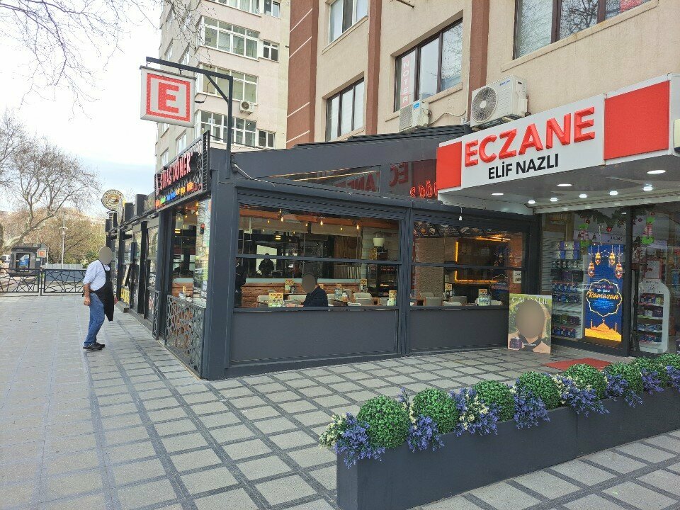 Eczaneler Elif Nazlı Eczanesi, İstanbul, foto