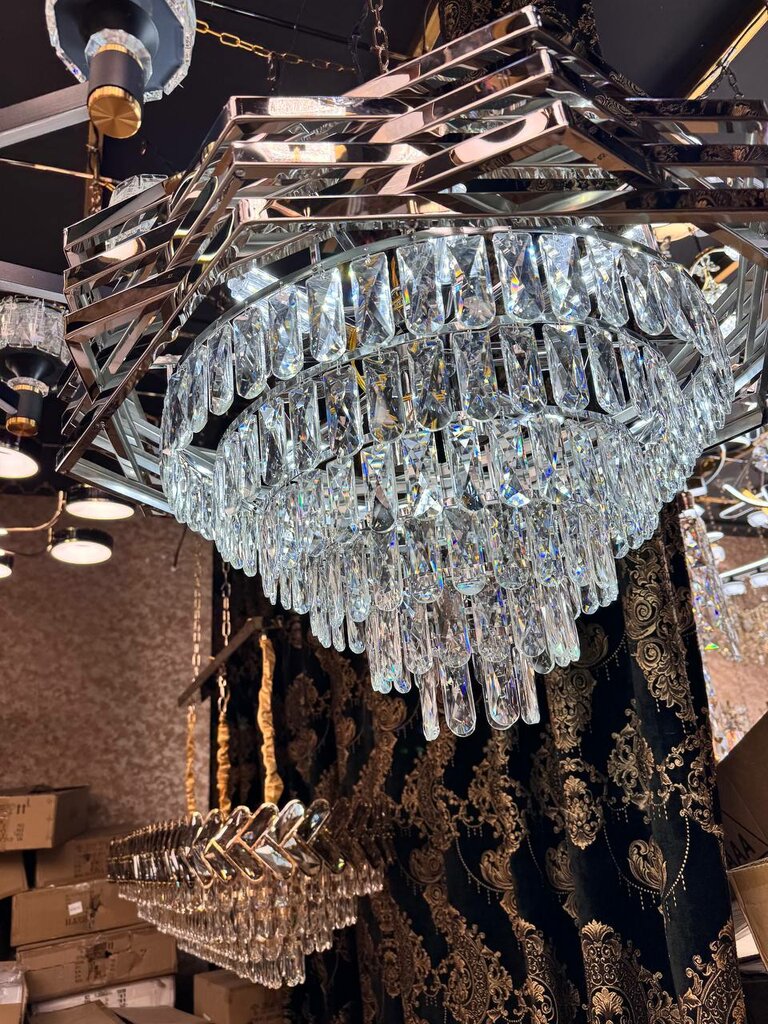 Lamba ve avize mağazaları Lightstar, Buhara, foto