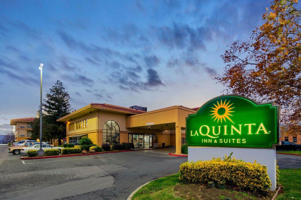 Otel La Quinta Inn & Suites by Wyndham Oakland - Hayward, Kaliforniya Eyaleti, foto
