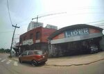 Taller Lider De Daniel (Santa Cruz de la Sierra, Distrito Municipal 1, Avenida Radial 26), oto döşeme  Santa‑Krus'tan