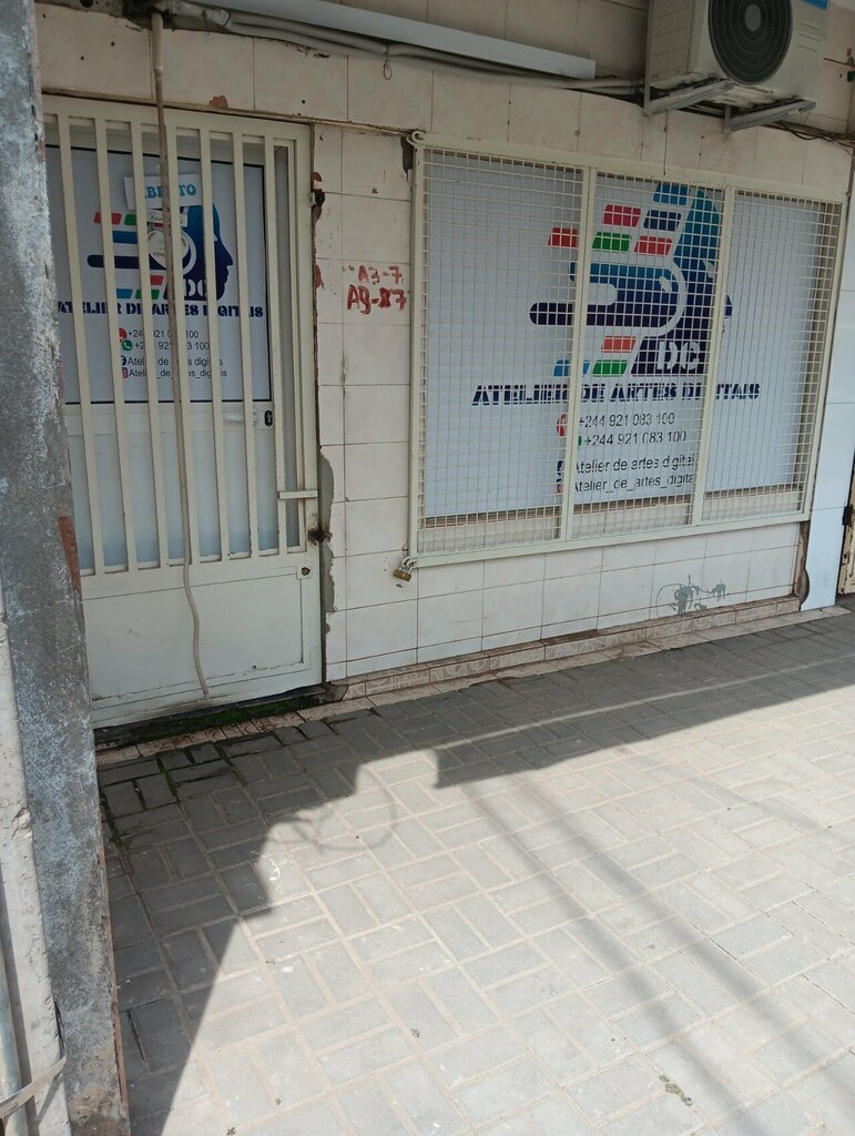 Terziler Atelier de artes digitais, Loanda, foto