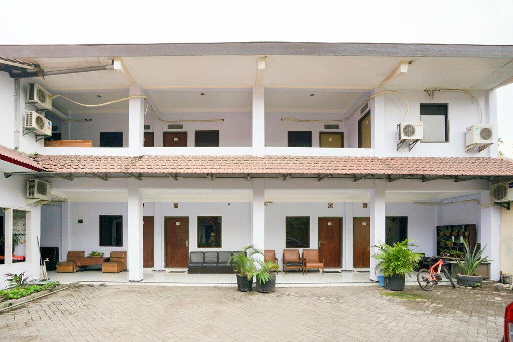 Otel Oyo 2003 Female Guest House, Probolingo, foto