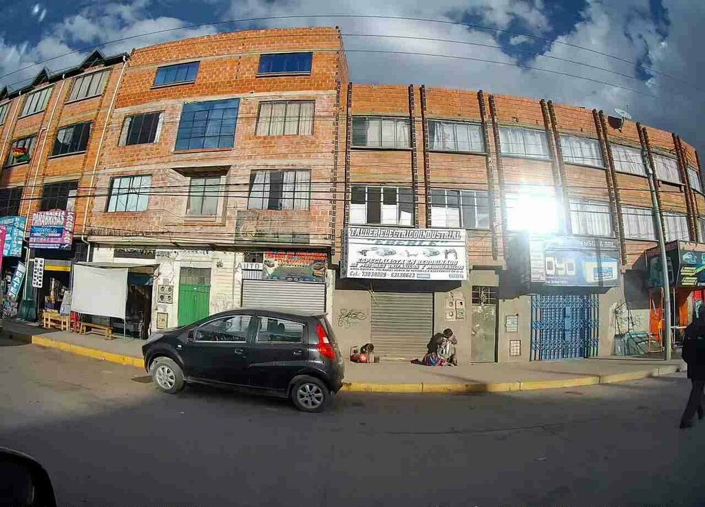 Otomobil satış galerileri Car Dealerships, El Alto, foto