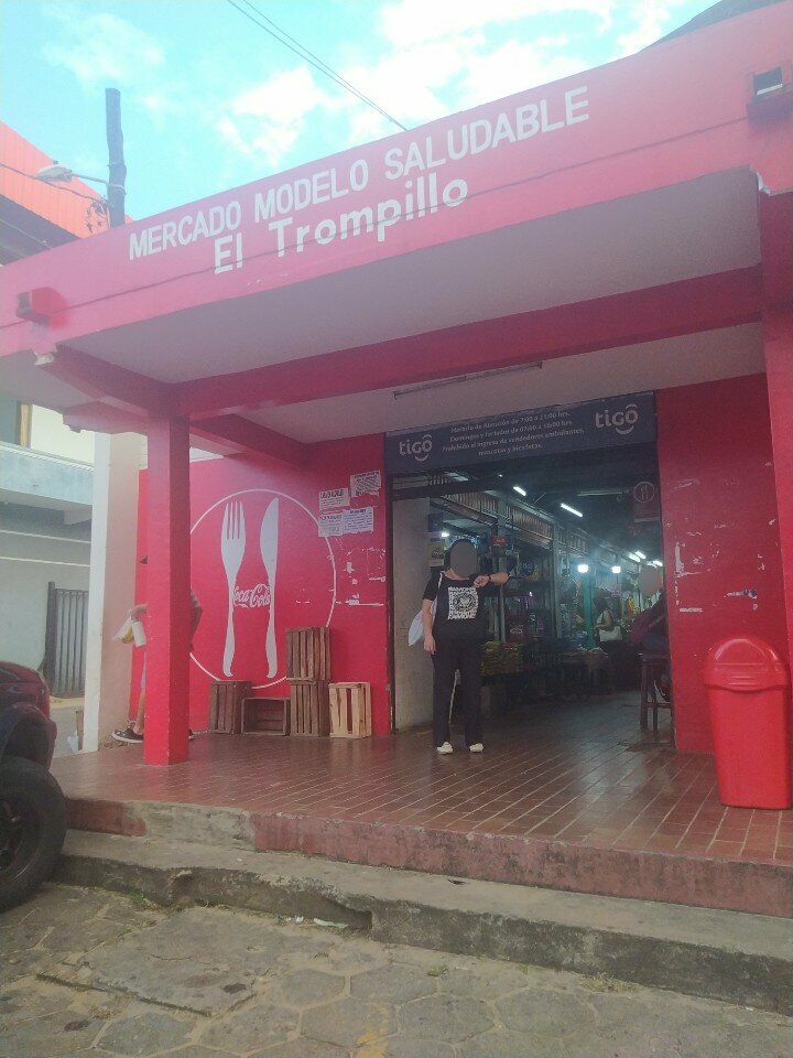 Pazarlar ve çarşılar Mercado Modelo El Trompillo, Santa‑Krus, foto
