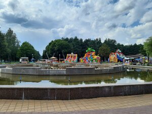 Park Čatyroch Stychij (Minskaja region, Saligorsk, park Čatyroch Stychij), kültür ve eğlence parkları  Salihorsk'tan