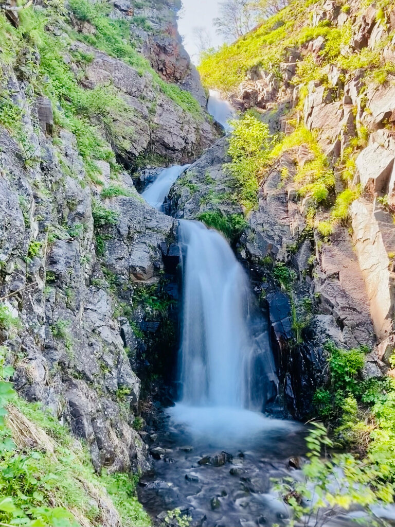 Şelale Бабий камень, Kamçatski krayı, foto
