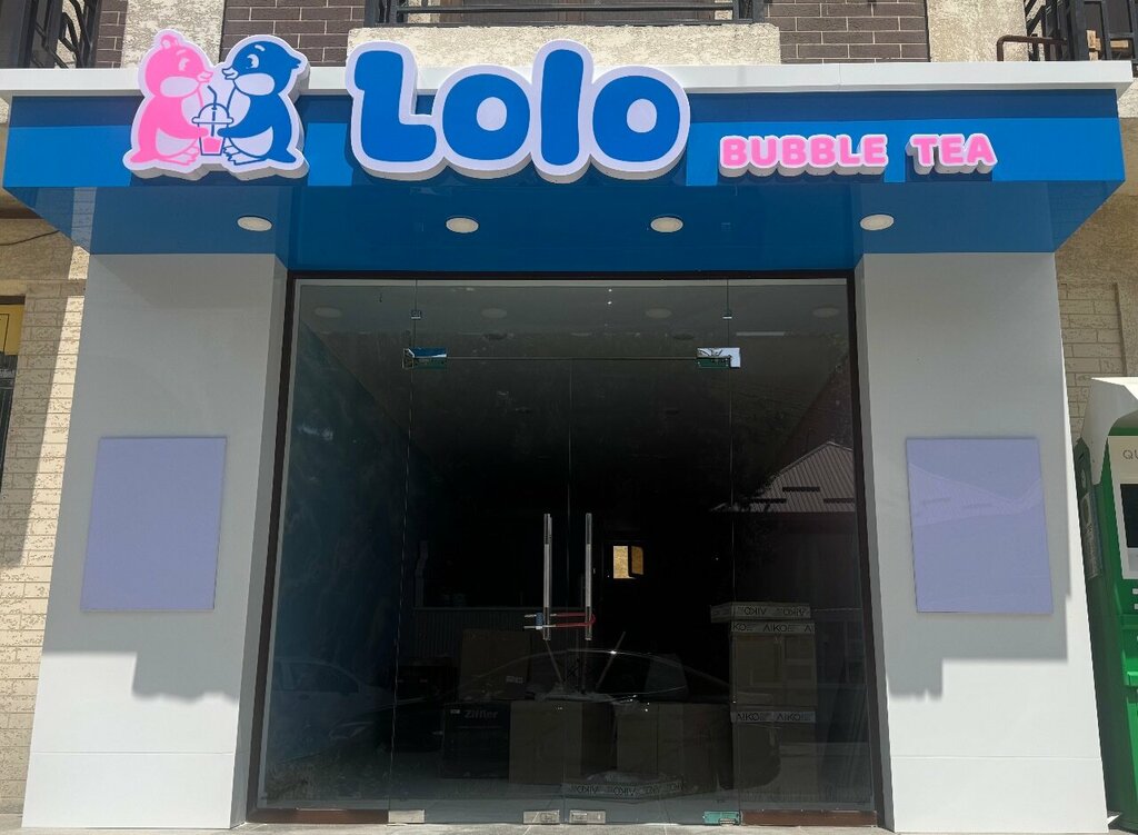 Kahve dükkanları Lolo Bubble Tea, Kokand, foto