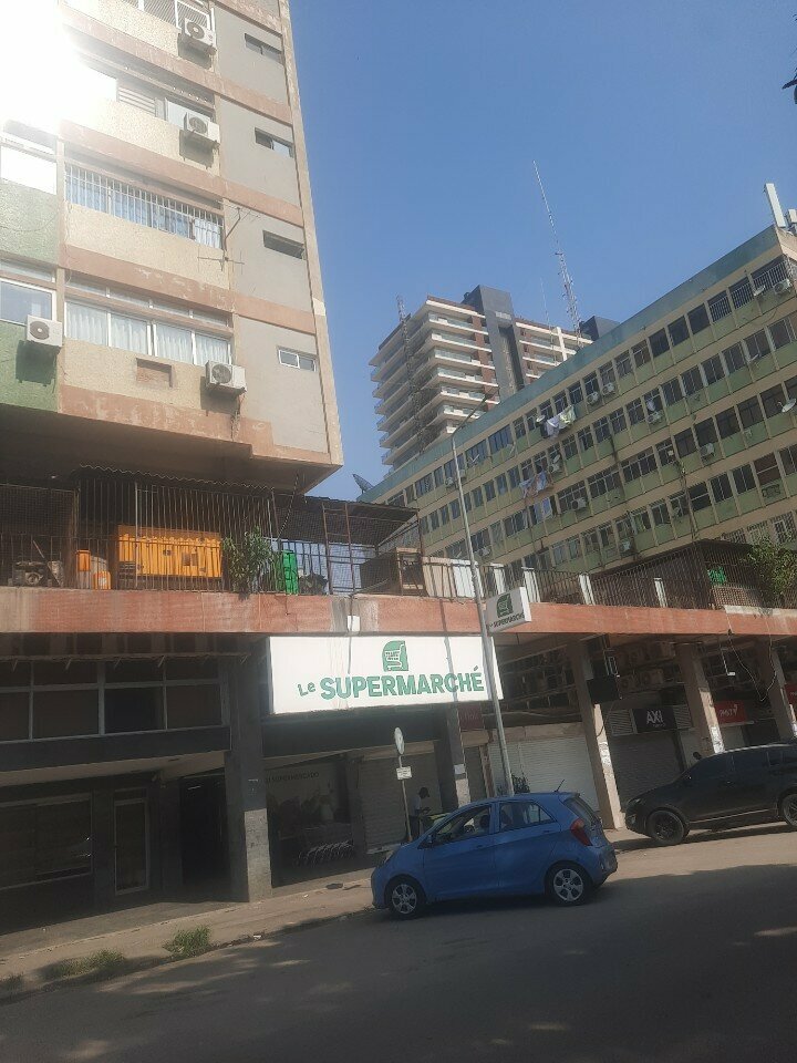 Finansal danışmanlık Axi Reaserch, Loanda, foto