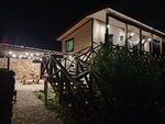 GoosebanD (улица Титова No:67, село Соколиное), otel  Kırım Cumhuriyeti'nden