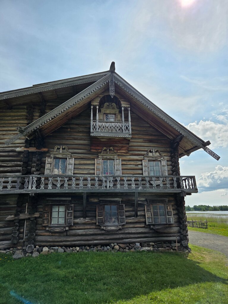 Turistik yerler Дом Ошевнева из деревни Красная Сельга, Karelya, foto