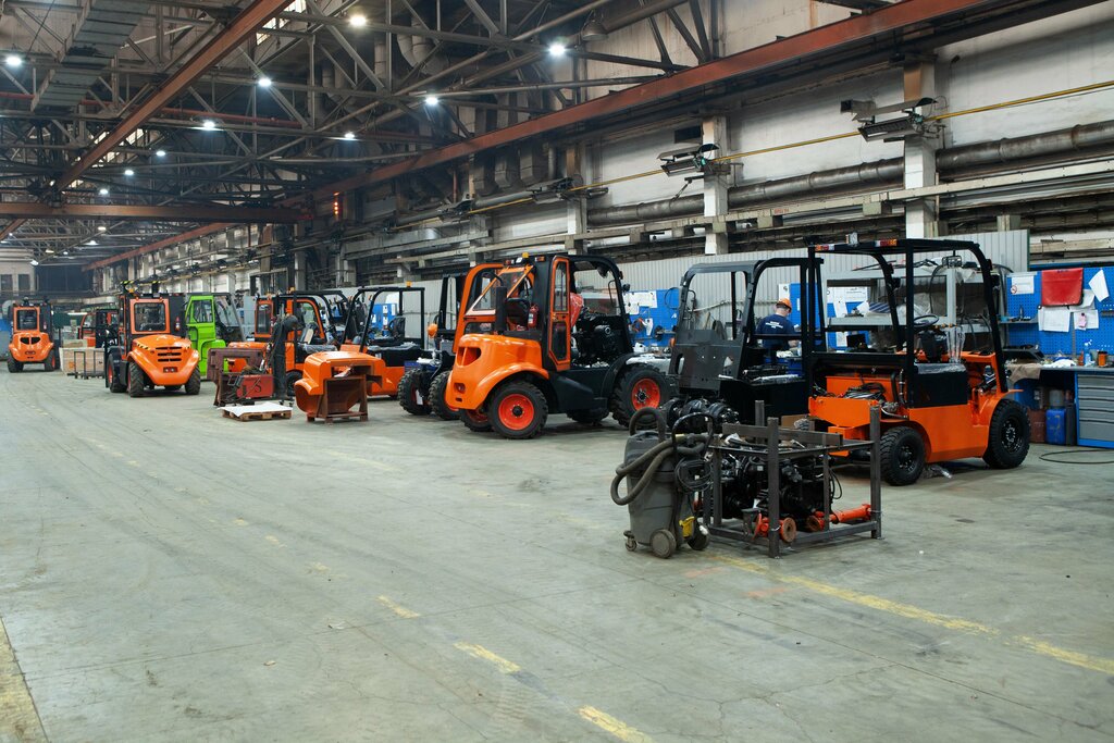 Vinç firmaları Nevyansky mashinostroitelny zavod, Yekaterinburg, foto