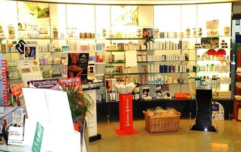 Eczaneler Farmacia Tanda, Sassari, foto