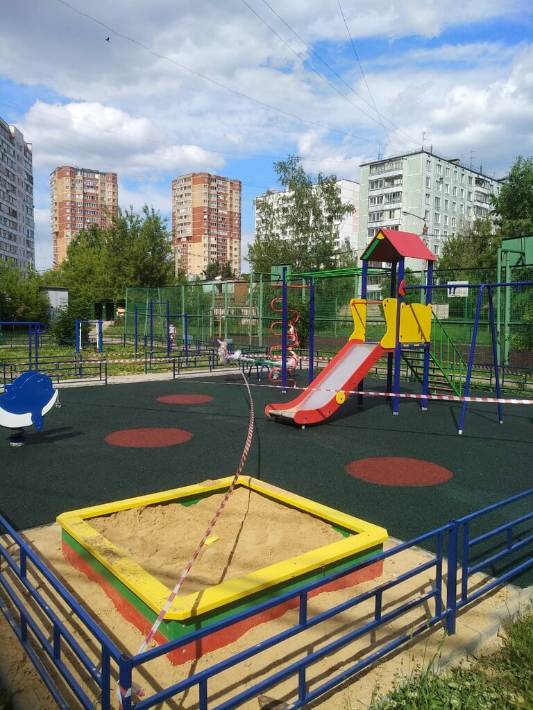Çocuk oyun ekipmanları LLC Rostmetall, Taganrog, foto