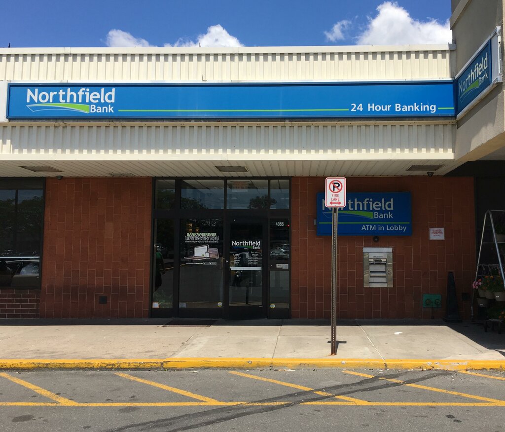 ATM'ler Northfield Bank, New York, foto