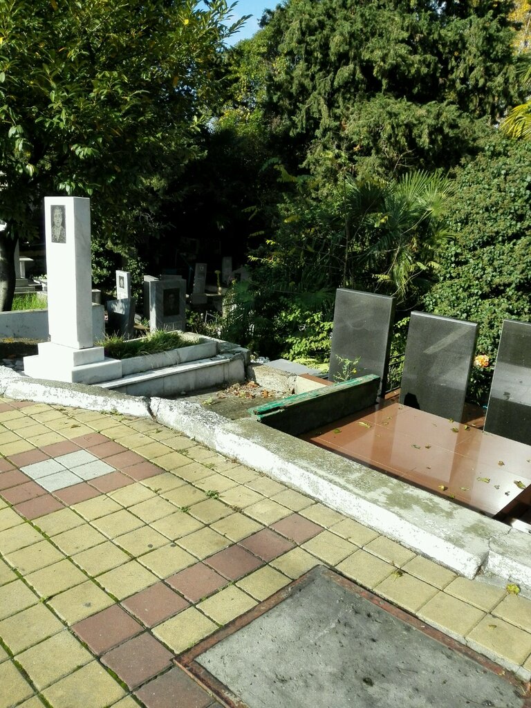 Mezarlıklar Старое кладбище, Soçi, foto