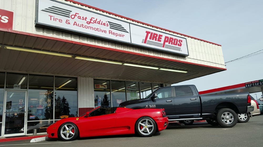 Express yağ değişim noktası Fast Eddie's Tire Pros, Everett, foto