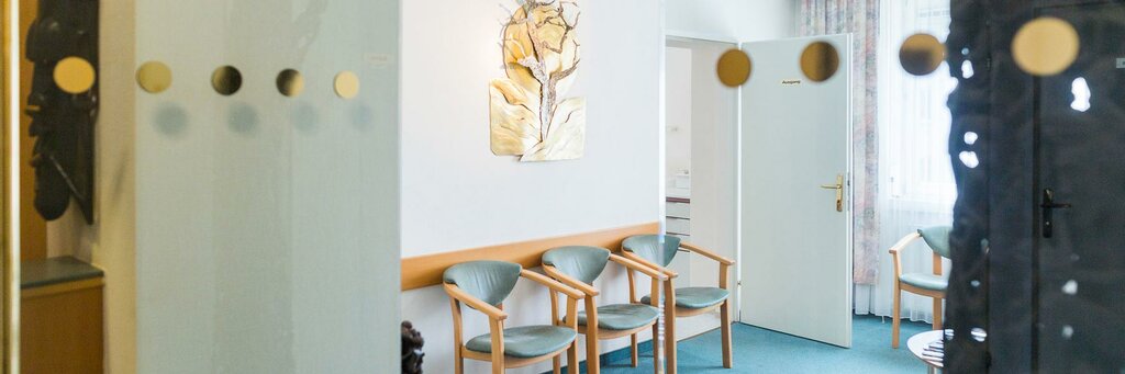 Özel ağız ve diş sağlığı klinikleri ve muayenehaneleri Dr. Ladislaus Baranowitz, Viyana, foto