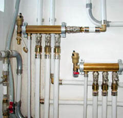 Endüstriyel inşaat Upravlyayushchaya kompaniya Nevsky bereg, Saint‑Petersburg, foto