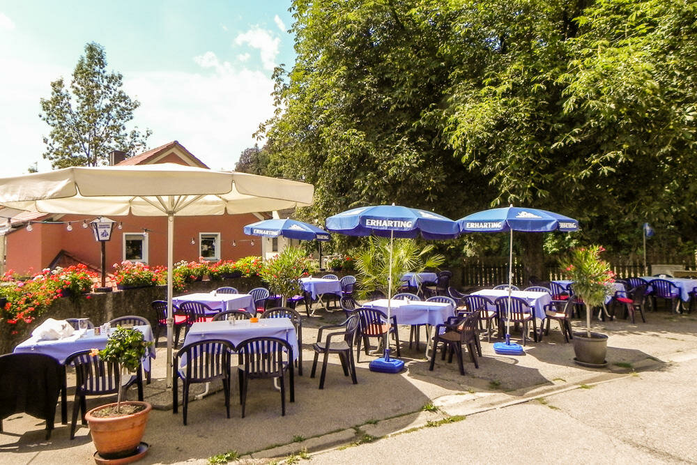 Restoran Hotel-Gasthof Schwaigerkeller, Bavyera, foto
