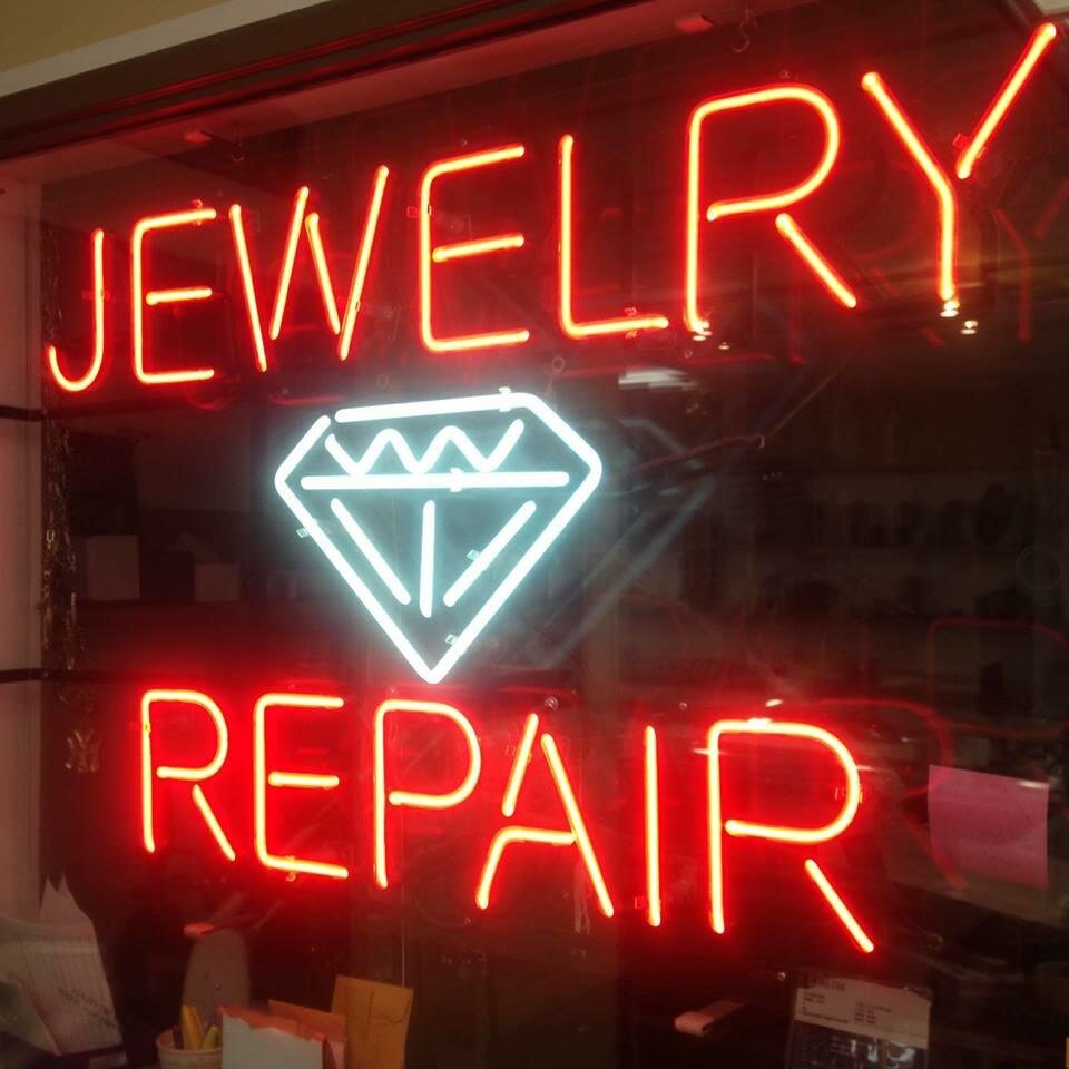 Rehincilik The Pawn & Jewelry Exchange, Greensburg, foto