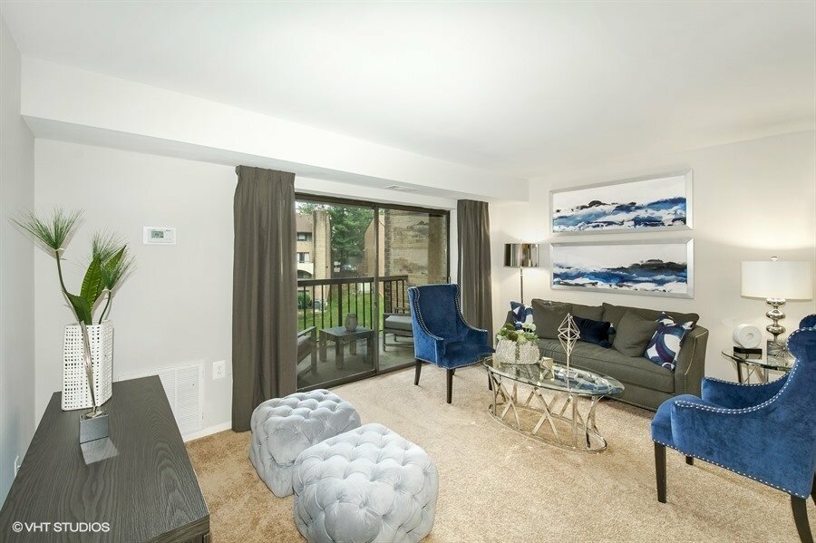 Emlak ofisi The Cloisters Apartments, Washington, foto