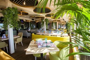 Del Mar resort&beach (Primorskoye Highway No:496, posyolok Komarovo), restoran  Saint‑Petersburg'dan