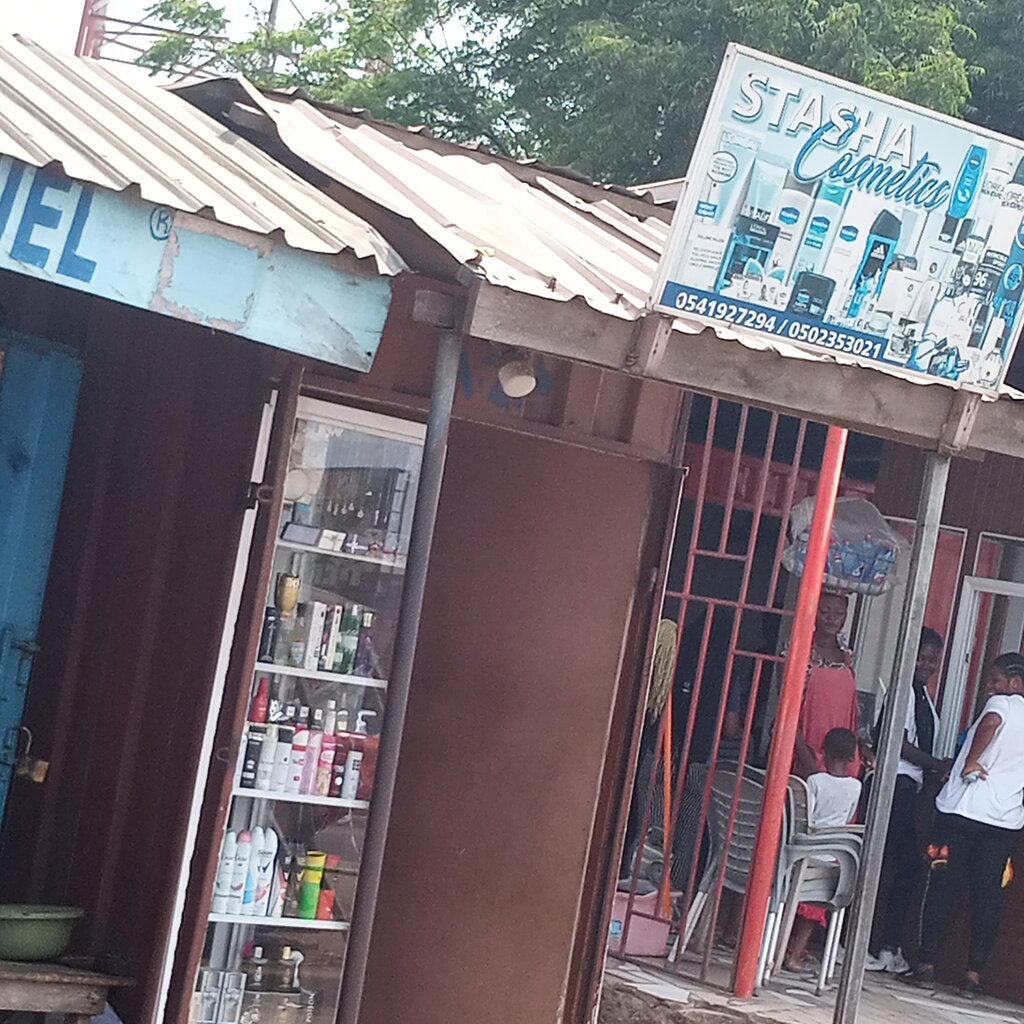 Kozmetik ve parfümeri mağazaları Stasha cosmetics, Dünya, foto