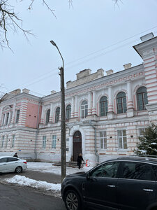 Духовное мужское училище (Krasnoarmeyskaya Street No:1), turistik yerler  Pskov'dan