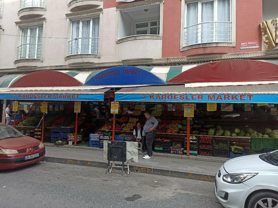Market 7 Kardeşler market, İstanbul, foto