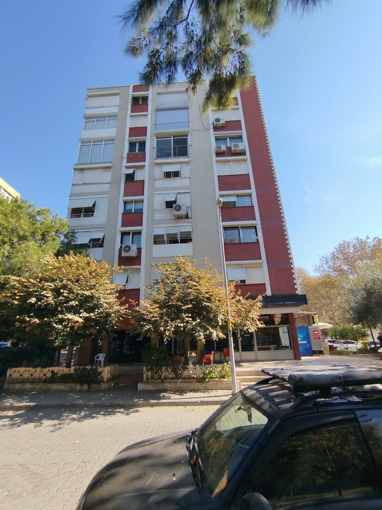 Kuaförler Tahsin Şimşek, İzmir, foto