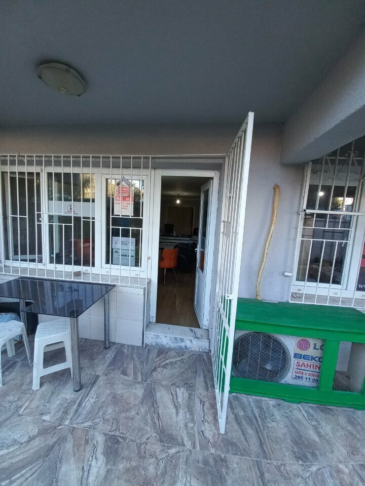 Emlak ofisi Boles Emlak, İzmir, foto