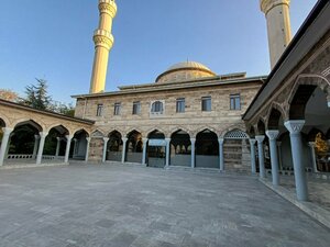 İmam-Hatip Okulu Tatbikat Cami (Şükraniye Mah., 15.Fatih Sok., No:2, Yıldırım, Bursa), cami  Bursa'dan