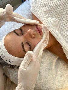 Shadinova Cosmo Studio (No:5/2, rayon Severnaya Zhilaya Chast, mikrorayon Druzhba), güzellik salonu  Novy Urengoy'dan