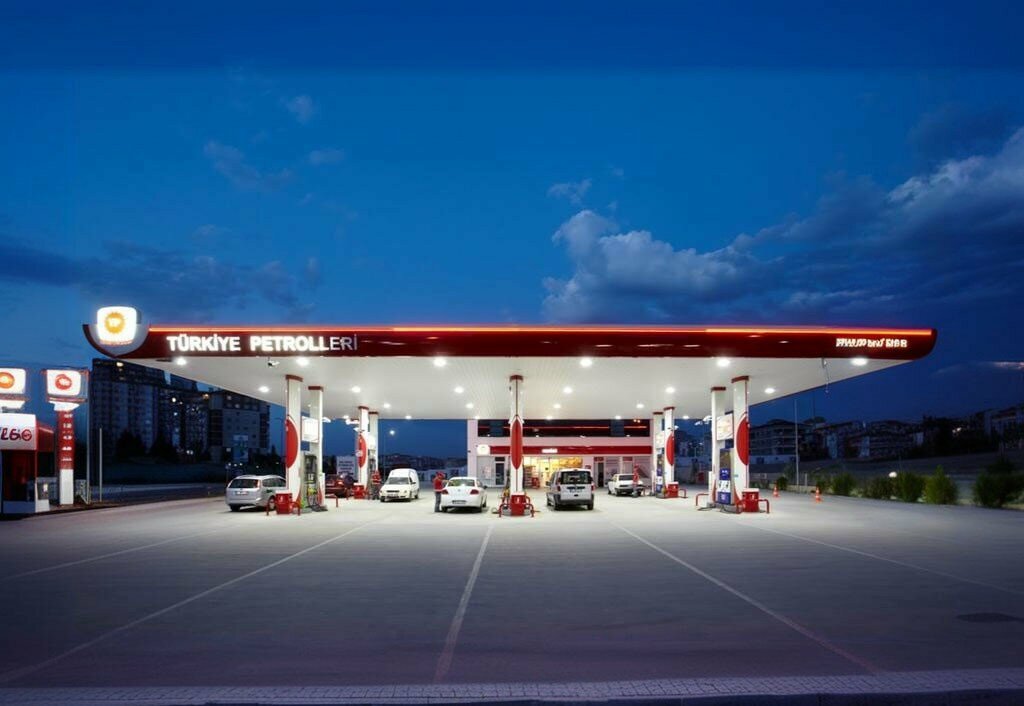 Benzin istasyonu Türkiye Petrolleri, Gömeç, foto