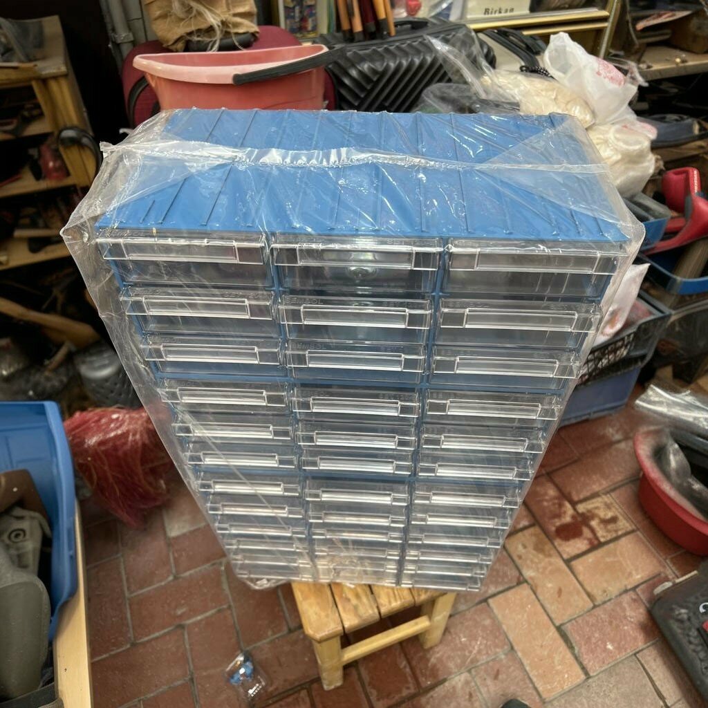 Plastik ürün üreticileri Sembol Plastik, İstanbul, foto
