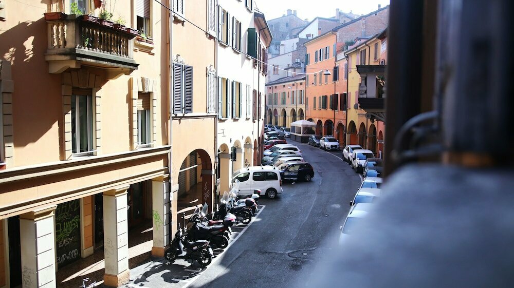 Otel Steam House Room & Breakfast, Bologna, foto