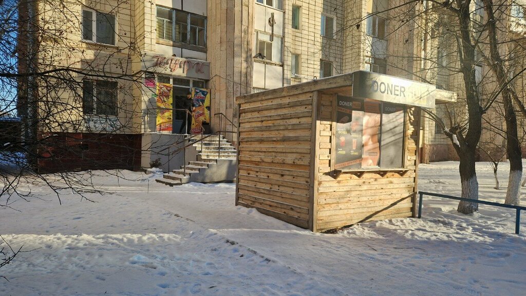 Market Нури, Kökşetav, foto