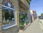 Ana i Jovana (Belgrade County, Zemun, City Settlement of Batajnica, Majora Zorana Radosavljevica Street, 172), çiçekçiler  Sırbistan'dan