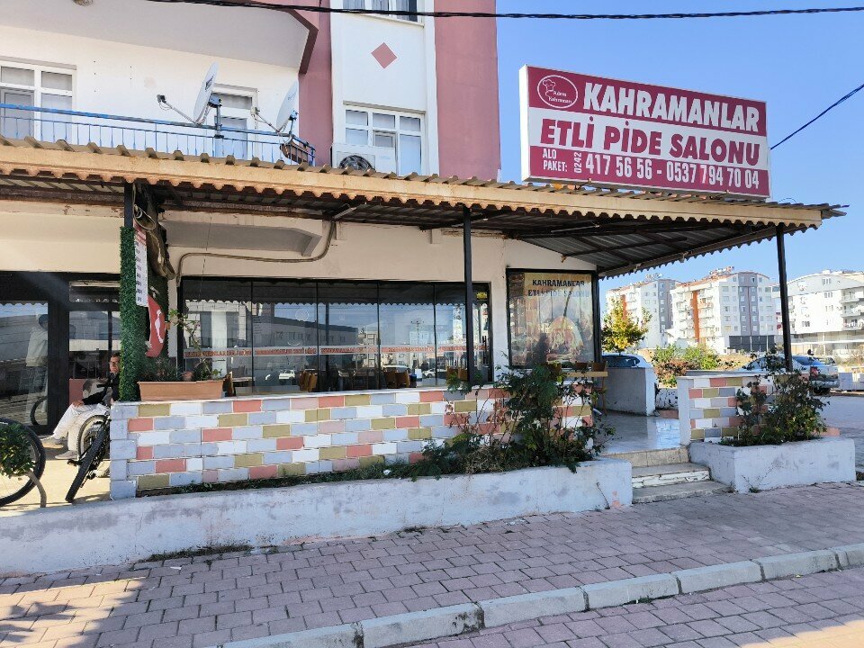 Kafe Kahramanlar Etli Pide Salonu, Antalya, foto